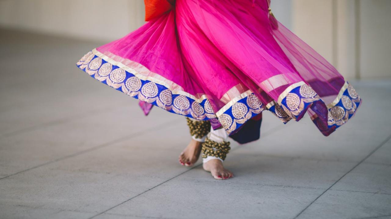 Top 7 Popular Folk Dances of Tamil Nadu, India - Dreamtrix