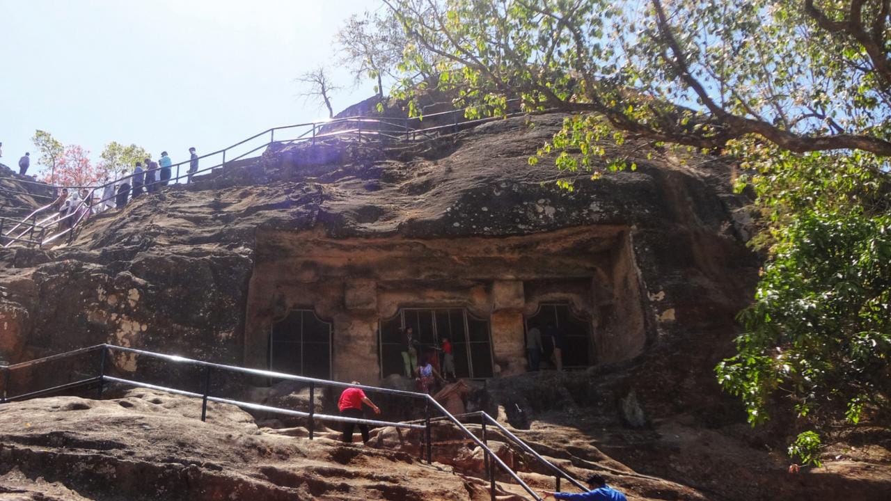 Top 6 Beautiful Places To Visit Near Pachmarhi, Madhya Pradesh - Dreamtrix