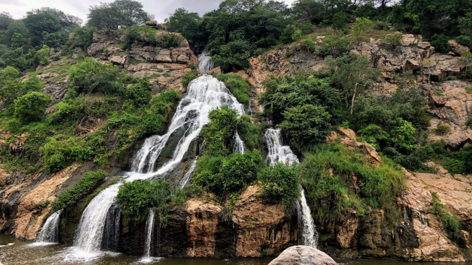 6 Famous Waterfalls To Visit Near Bangalore (Karnataka)